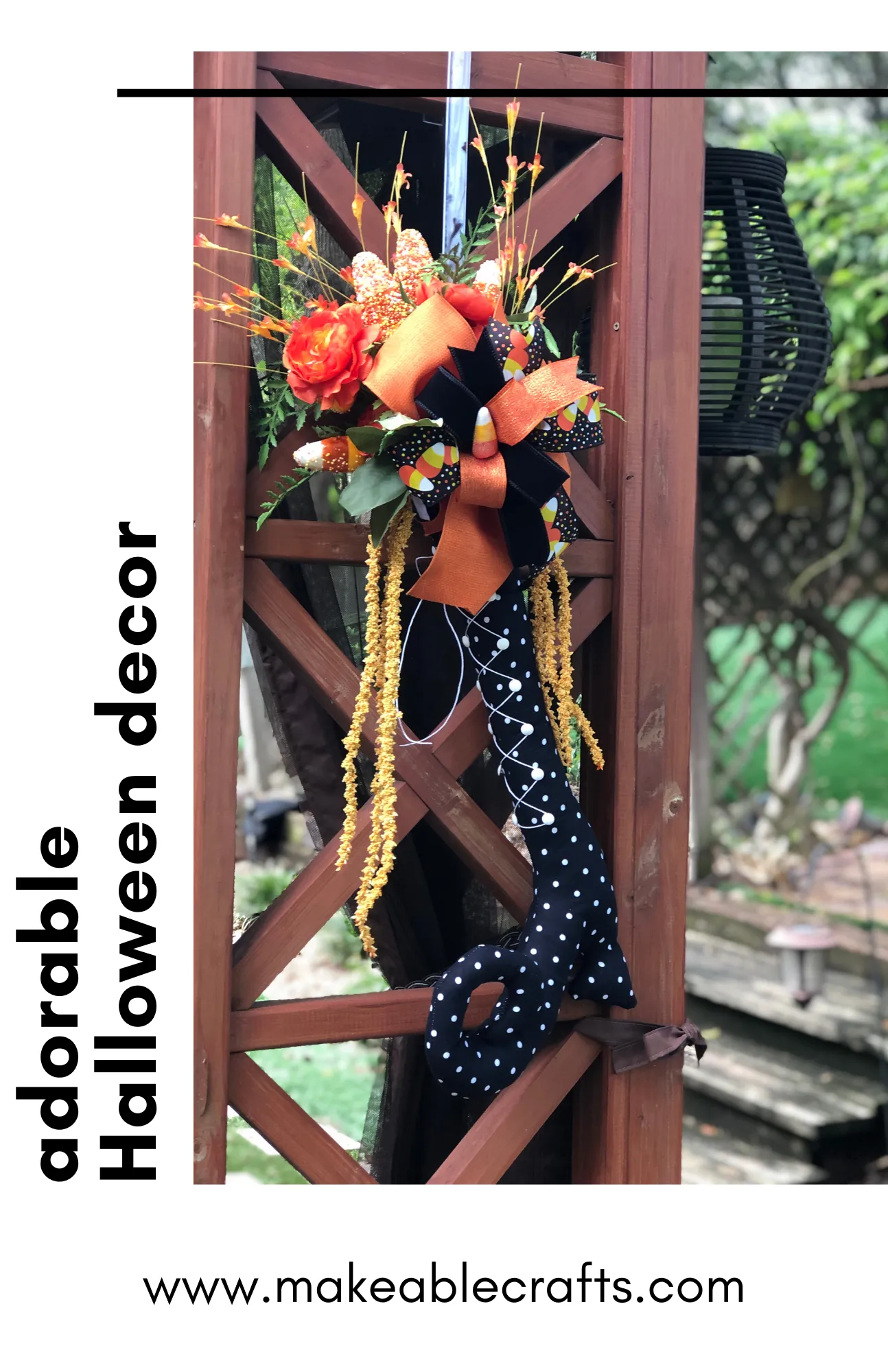 Halloween Door Decorations - Makeable Crafts