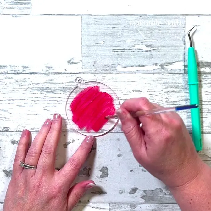 Easy Christmas Acrylic Ornament Idea You Can Make - Makeable Crafts