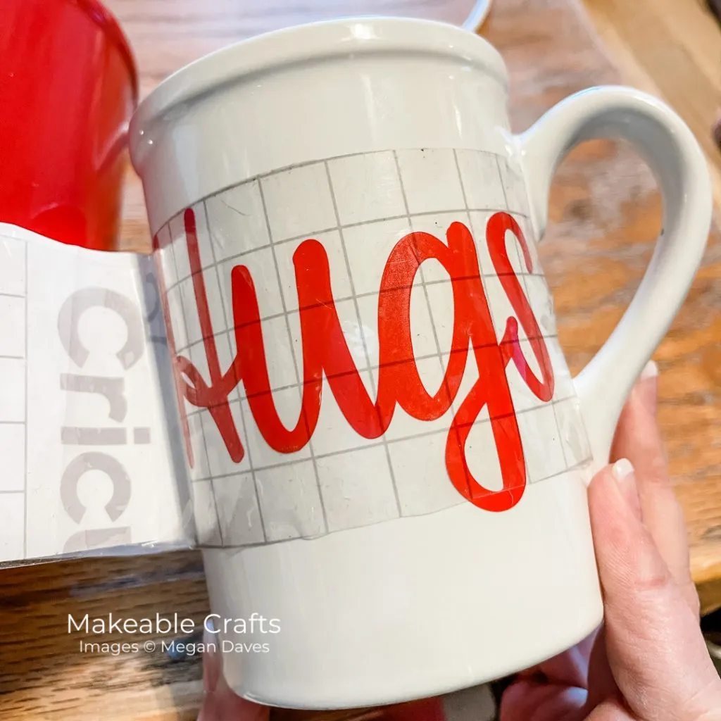 DIY Coffee Mugs With Vinyl For Valentine's Day - Makeable Crafts