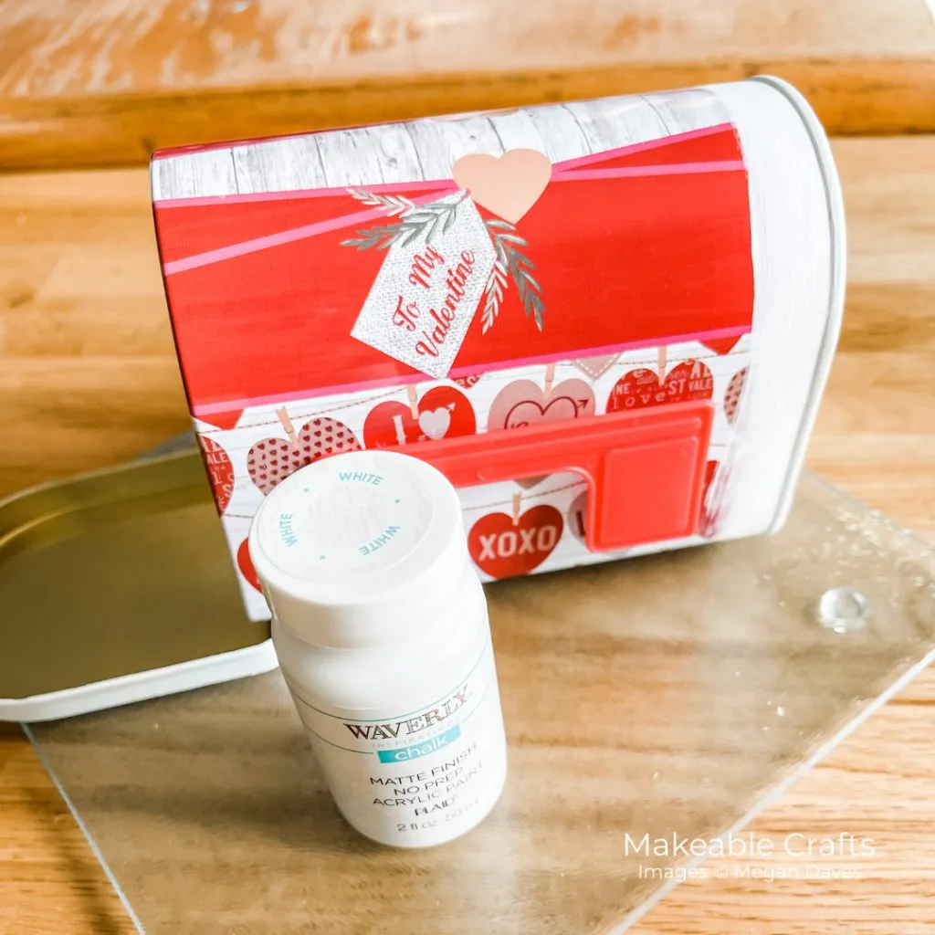 Mini Mailbox Dollar Store Craft for Valentine's Day - Makeable Crafts