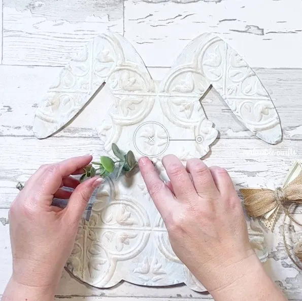 Dollar Tree Bunny Craft | Video Tutorial - Makeable Crafts