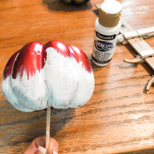 Painting Dollar Store Pumpkins - Makeable Crafts